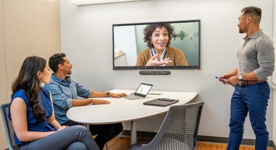 10 All-in-One Videoconferencing Bars For Huddle Spaces and Small ...